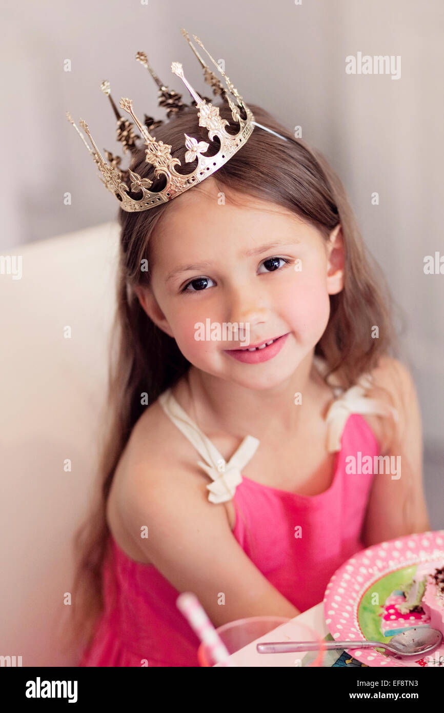 Age 5 birthday hi-res stock photography and images - Alamy