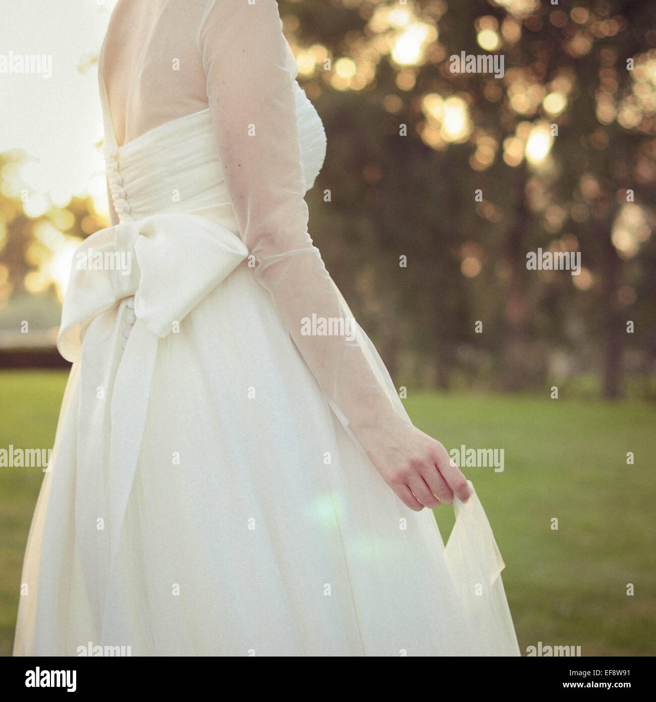 Side view of a bride outdoors Stock Photo - Alamy