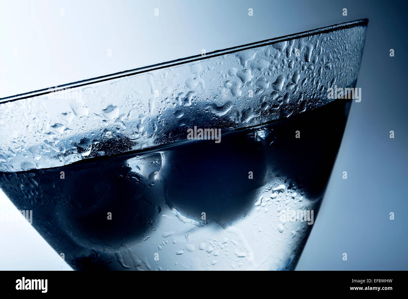 Blue cocktail dry ice hi-res stock photography and images - Alamy