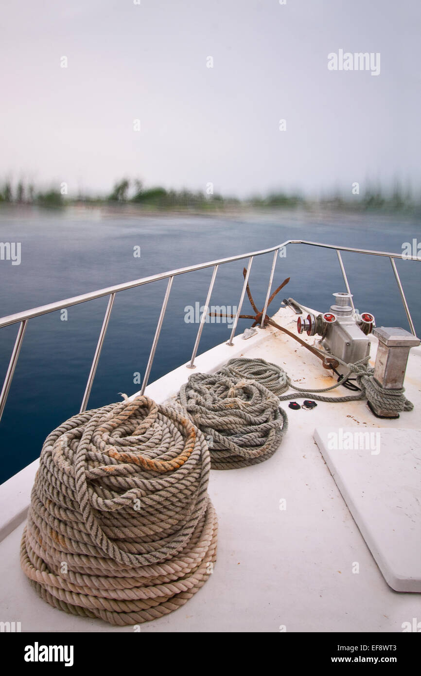 bow of a boat Stock Photo - Alamy