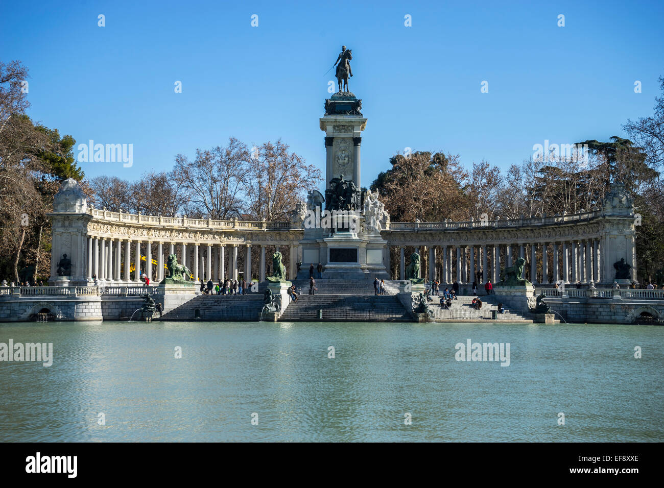 History, Lake in Retiro park, Madrid Spain Stock Photo - Alamy