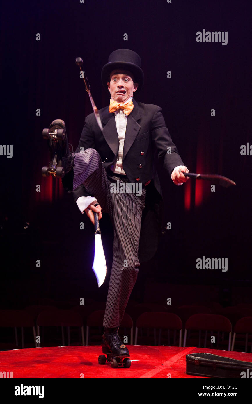 Nate Cooper, performer on roller skates. "La Soirée", a mix of cabaret ...