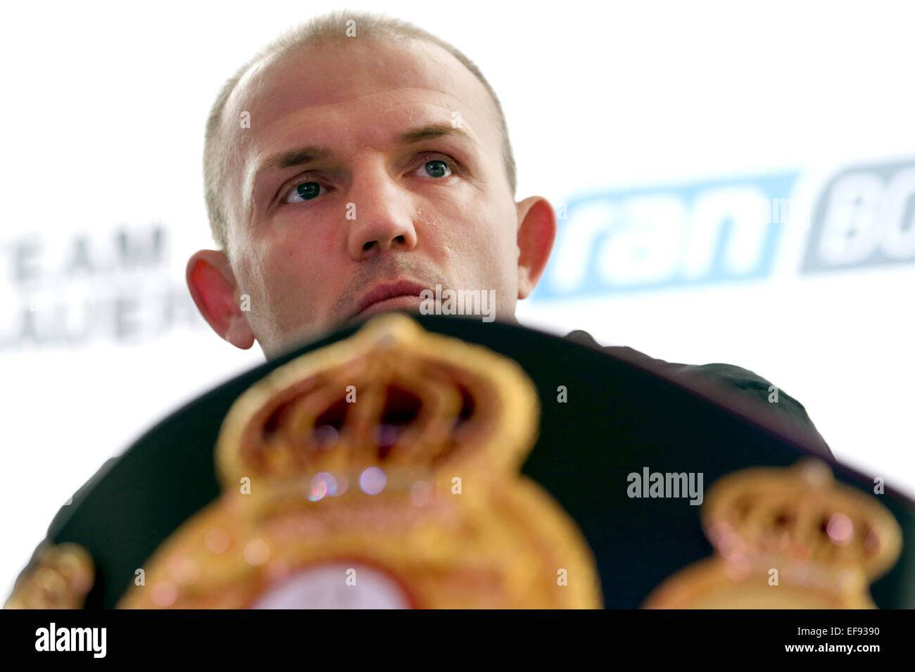 Current WBA middleweight boxing champion Juergen Braehmer (L) of the ...