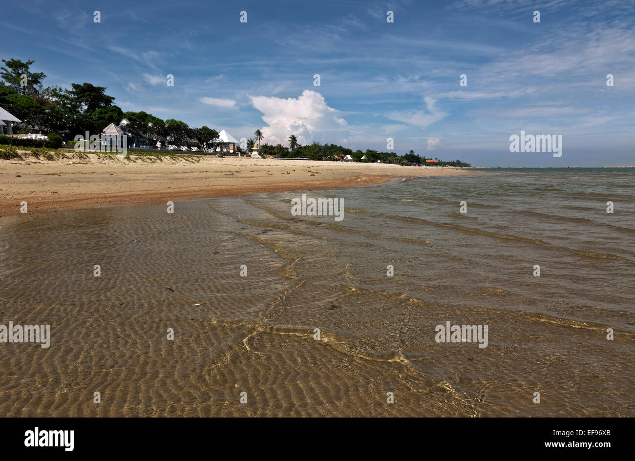 THAILAND - Wave pattern in the water at Hat Chao Samran Beach resort ...