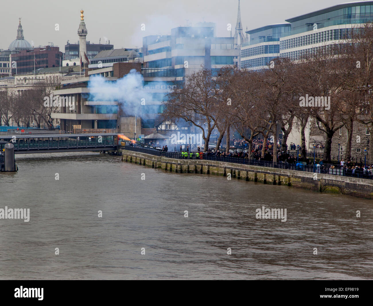 Gun salute at Tower of London Stock Photo - Alamy
