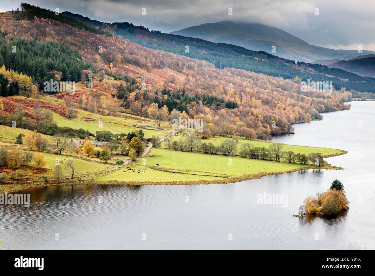 Queens View in Autumn Loch Tummel near Pitlochry, Perth and Kinross ...