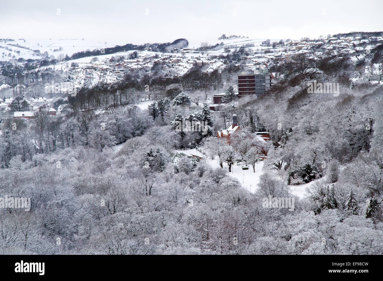 Peak District, UK. 29th January, 2015. UK Weather: The Mayfield valley ...
