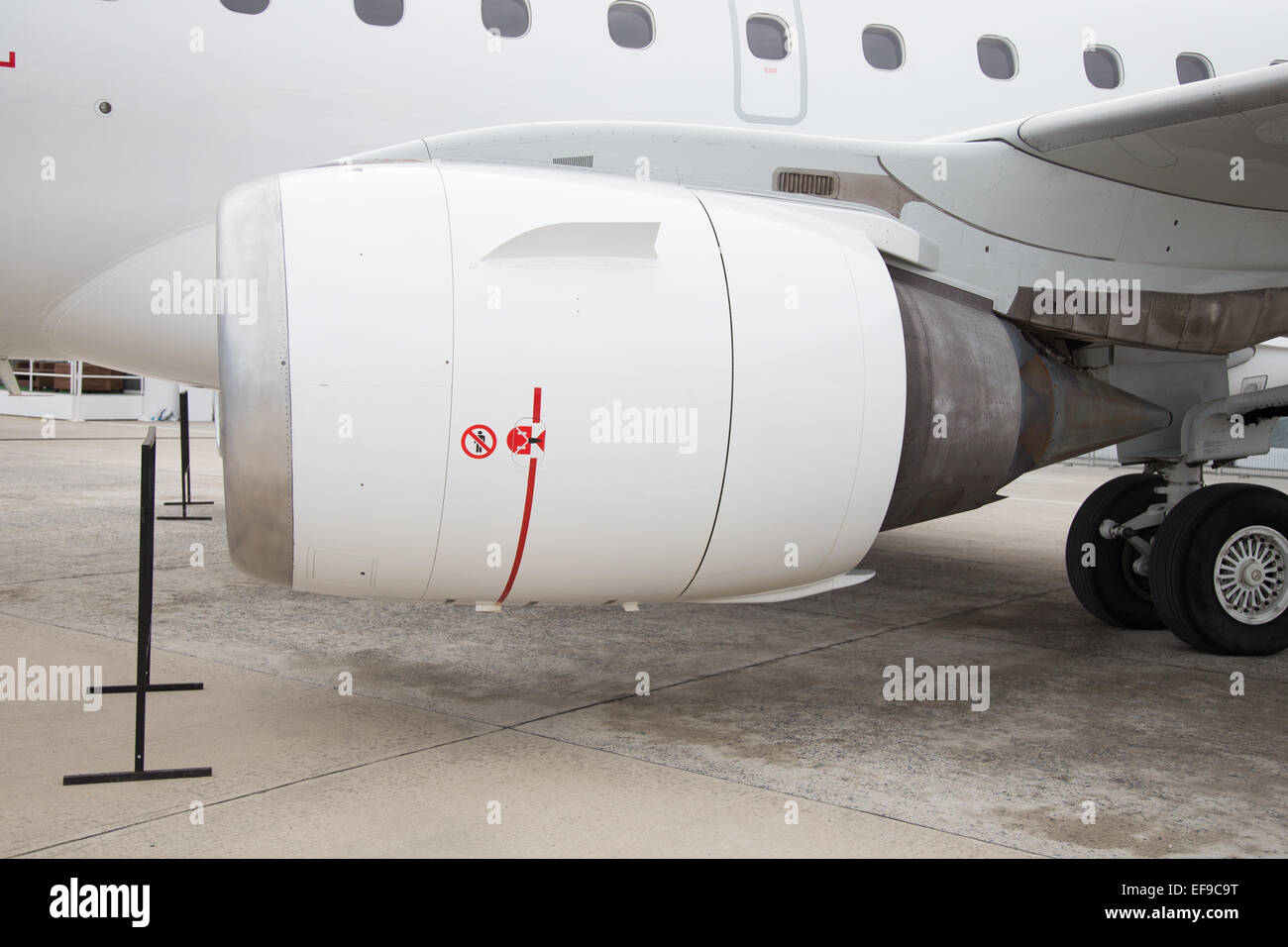 Engine an Jet Airplane Ground Stock Photo - Alamy