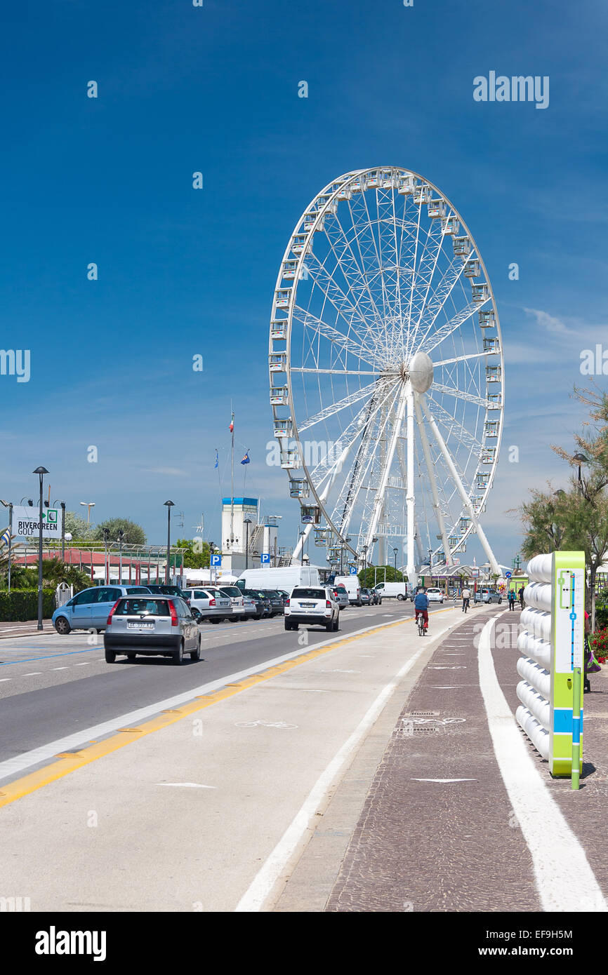 Big observation ferris wheel hi-res stock photography and images - Alamy