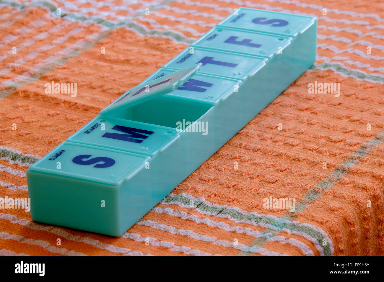 Medication dispensing box hi-res stock photography and images - Alamy