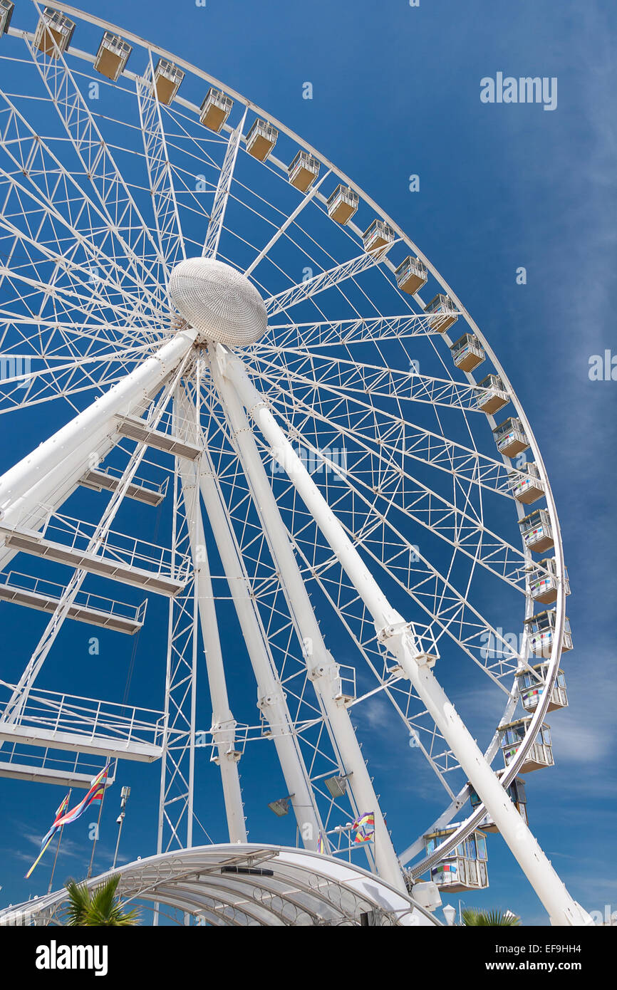 Observation wheel architecture hi-res stock photography and images - Alamy