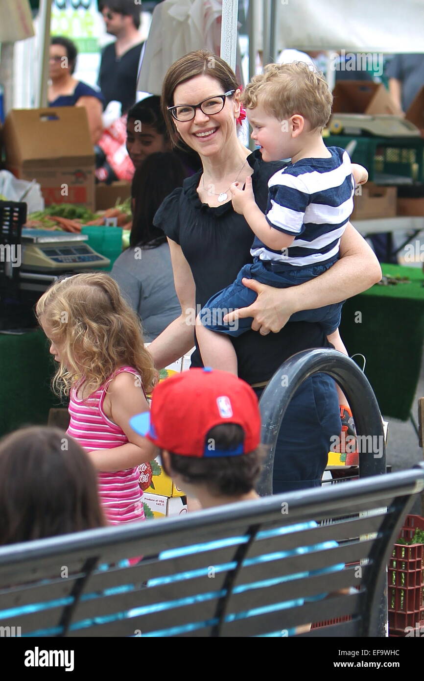 Singer Lisa Loeb known for her 90's hit Stay (I Missed You) takes her ...