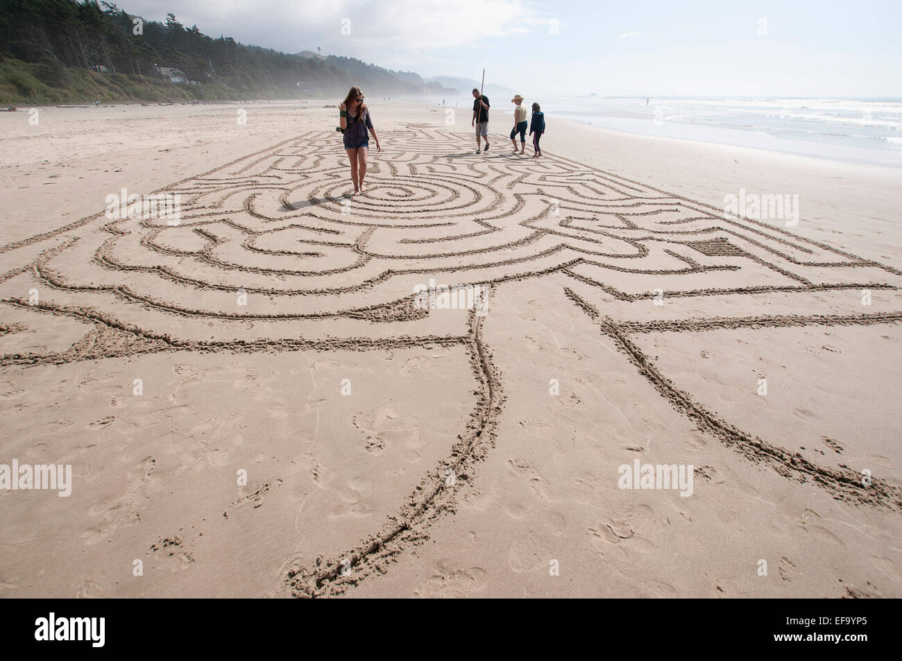 Problem solving activities hi-res stock photography and images - Alamy