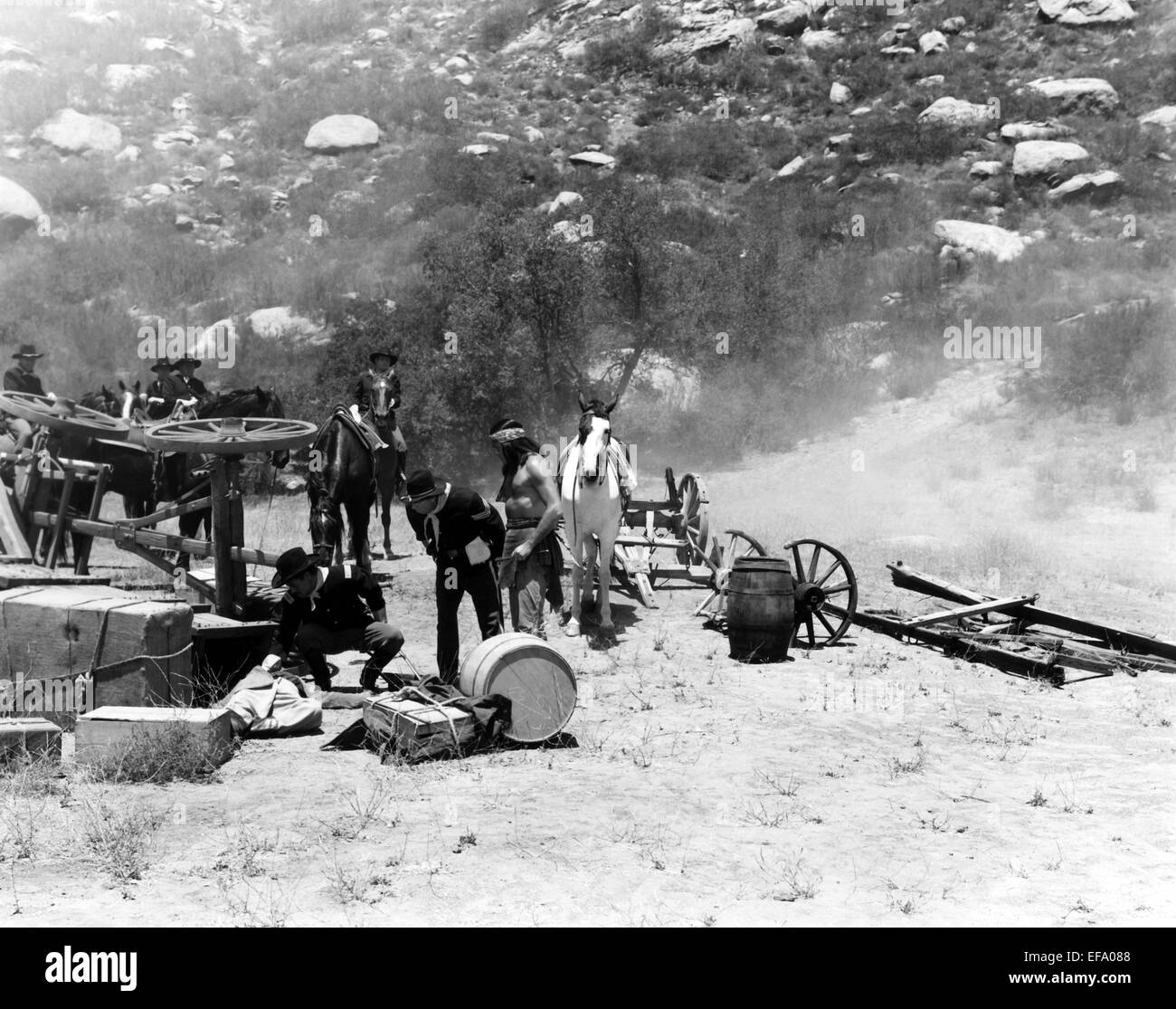 ALAN CURTIS APACHE CHIEF (1949 Stock Photo - Alamy
