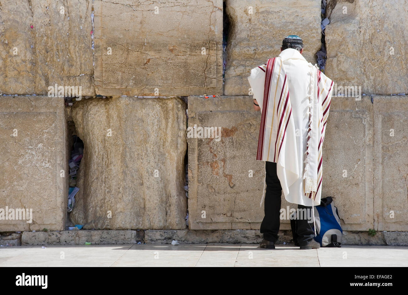 Western wall praying hi-res stock photography and images - Alamy