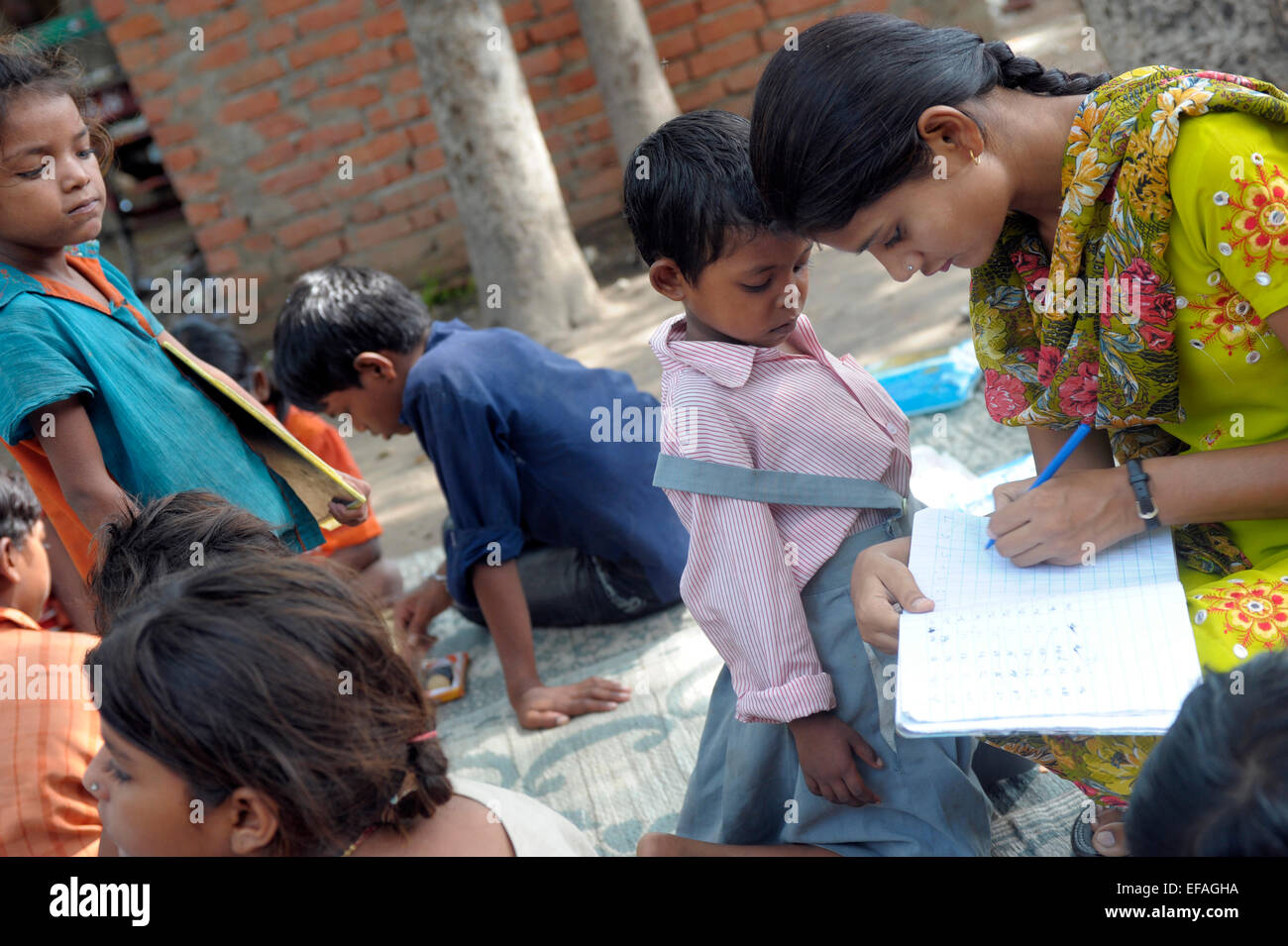 bus schools visit slum areas of delhi india to provide kids with ...