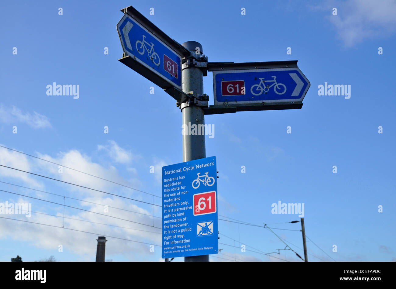 A National Cycle Network path sign Stock Photo - Alamy