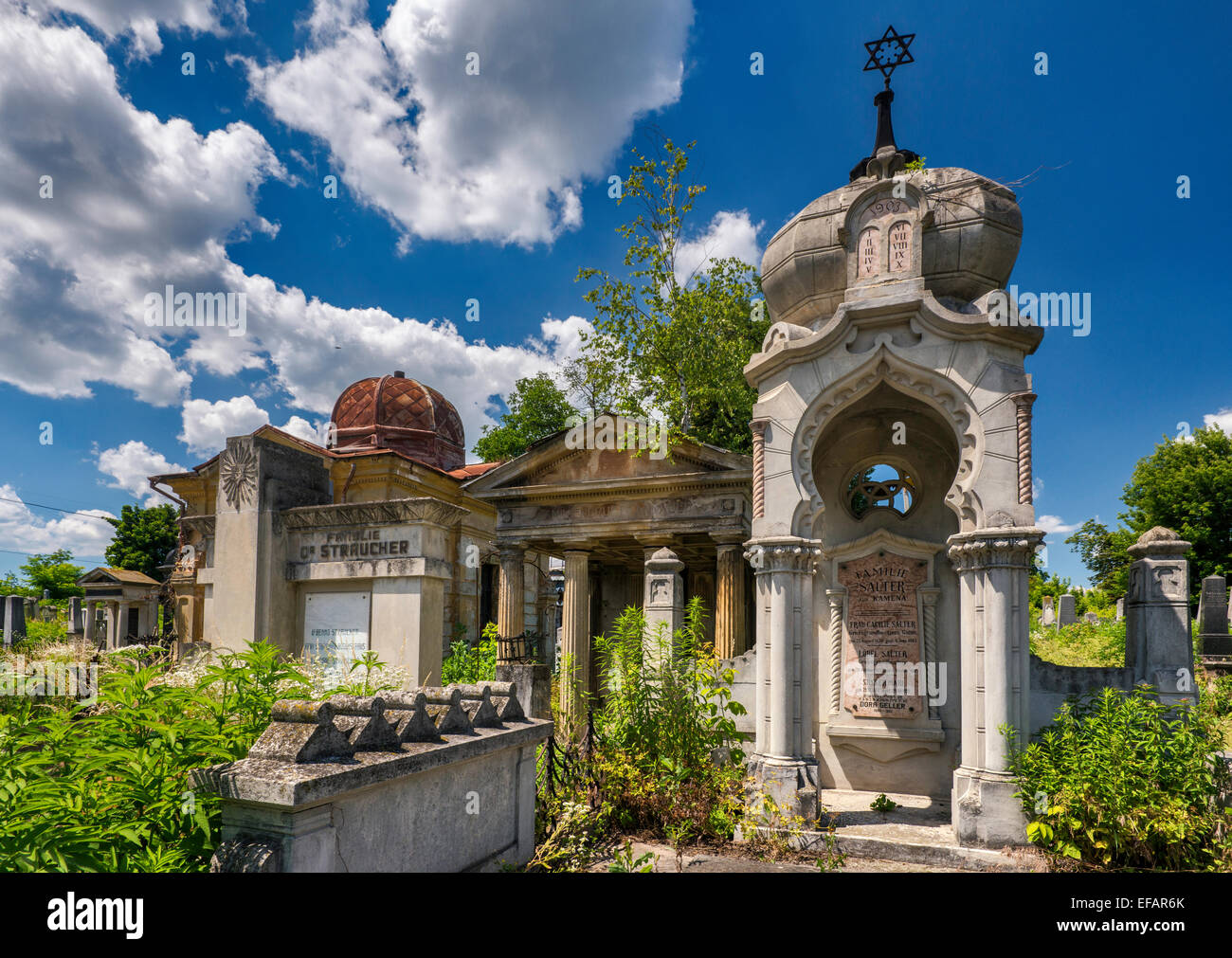 Jewish cemetery headstones hi-res stock photography and images - Alamy