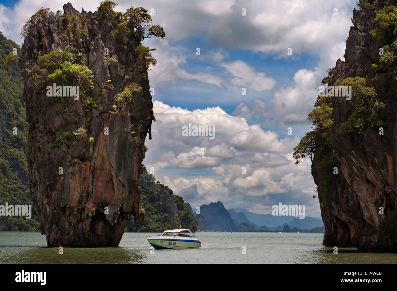 James Bond Island 007 (Koh Tapu) Phang Nga Bay Thailand. Khao Phing Kan ...