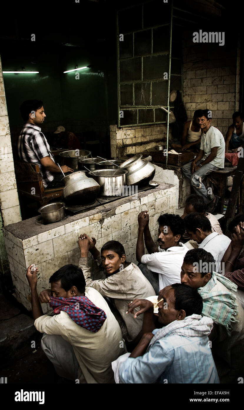 Kitchen for the poor hi-res stock photography and images - Alamy