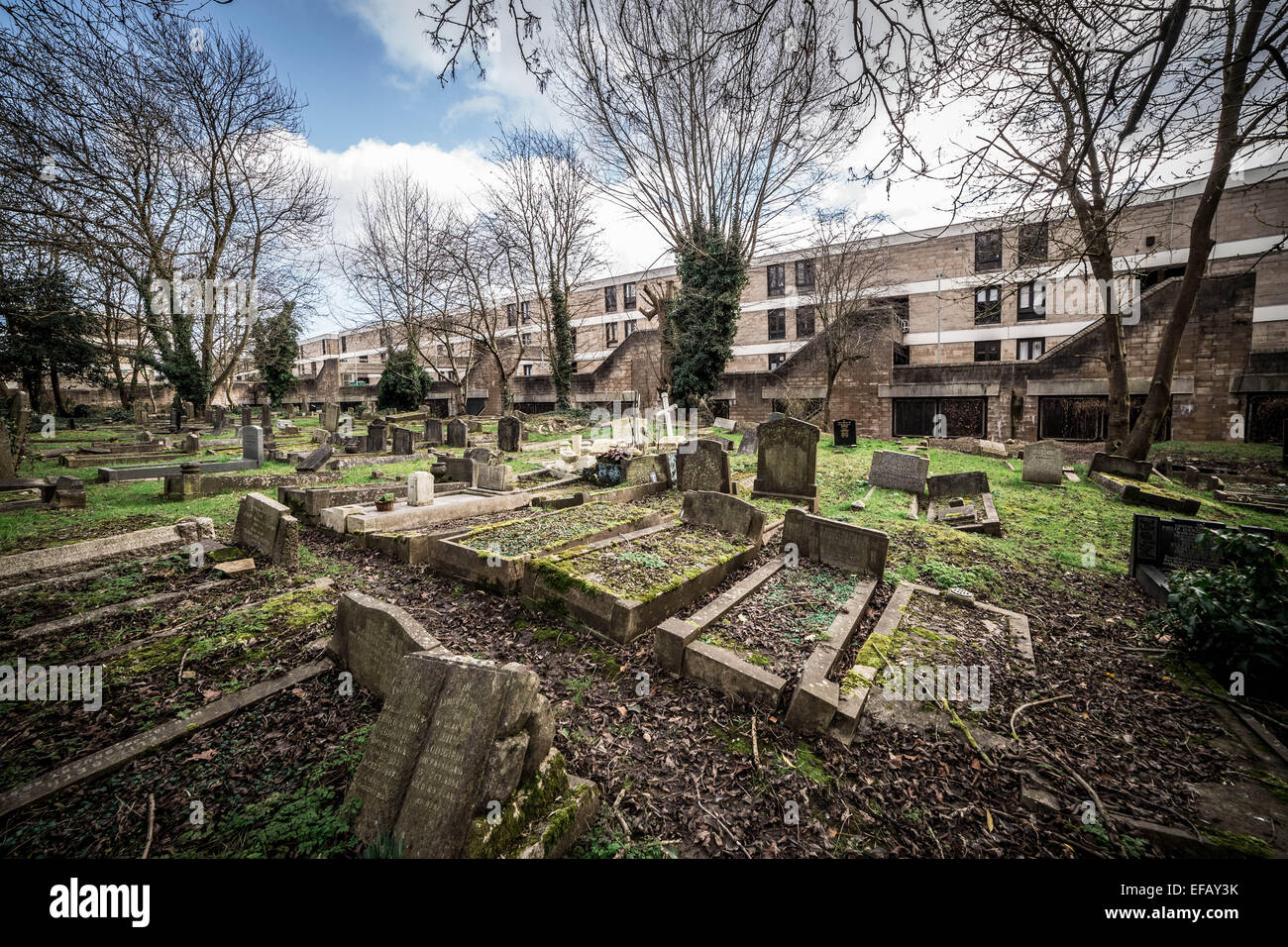 Highgate Cemetery (east) in North London, UK Stock Photo - Alamy