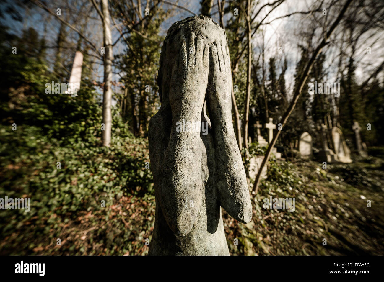 Highgate Cemetery (east) in North London, UK Stock Photo - Alamy