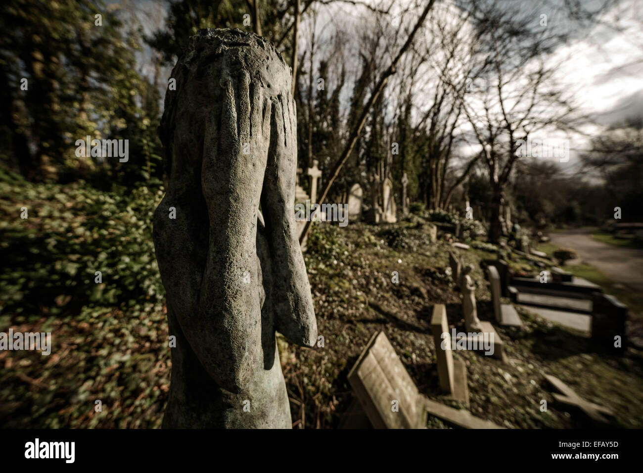 Highgate Cemetery (east) in North London, UK Stock Photo - Alamy