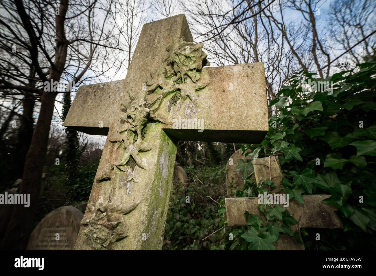 Highgate Cemetery (east) in North London, UK Stock Photo - Alamy
