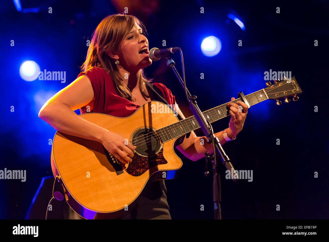 Swiss singer-songwriter Martina Linn, live at the Schüür, Lucerne ...