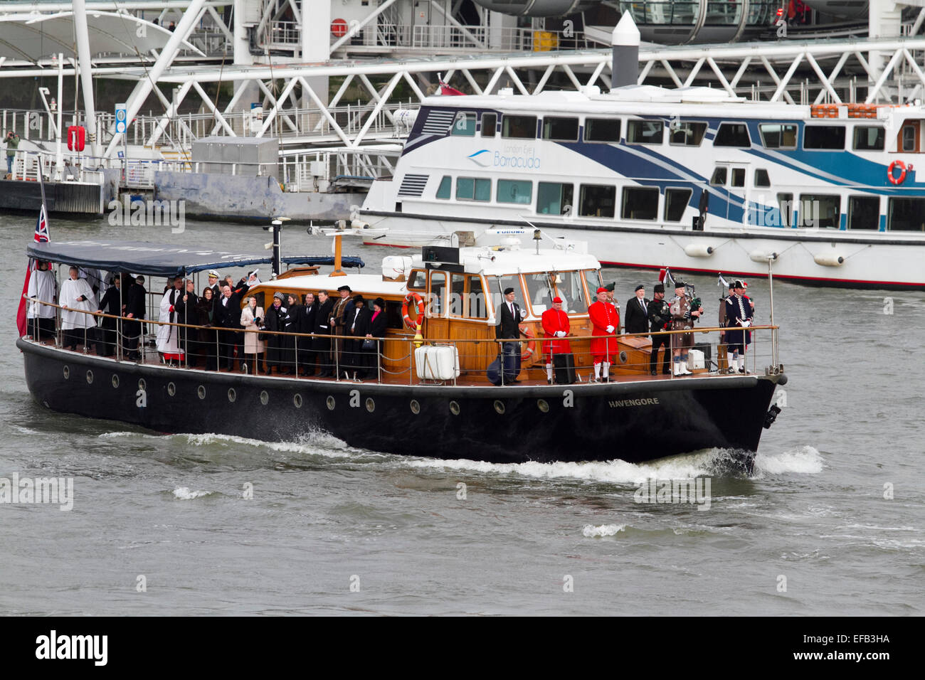 Sir winston churchill funeral boat hi-res stock photography and images ...