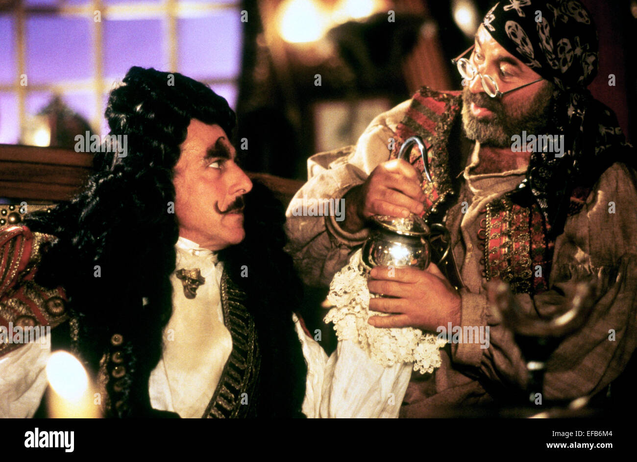 Hook 1991 Dustin Hoffman High Resolution Stock Photography and Images ...