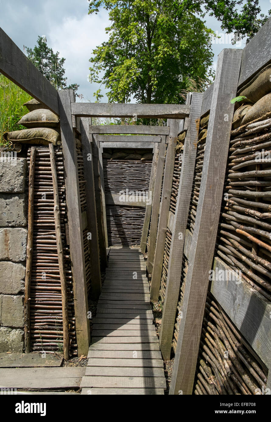 Trench warfare ww1 hi-res stock photography and images - Alamy