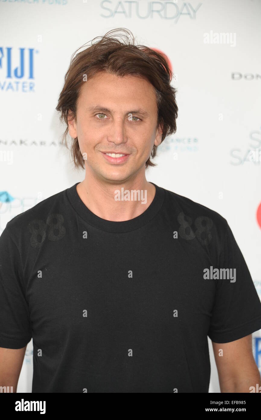 Ovarian Cancer Research Fund's Super Saturday Featuring: Jonathan ...