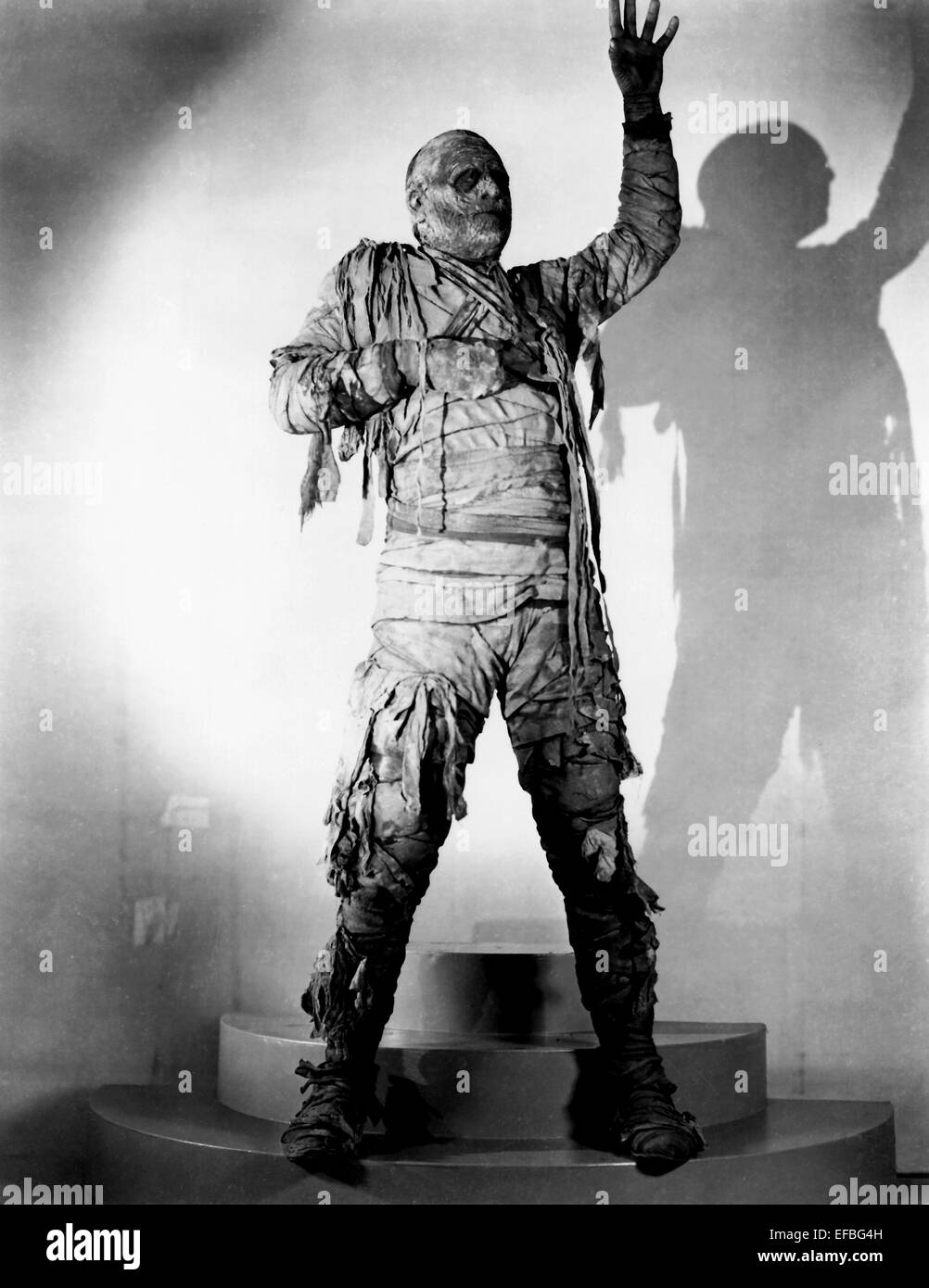 LON CHANEY JR. THE MUMMY'S TOMB (1942 Stock Photo - Alamy