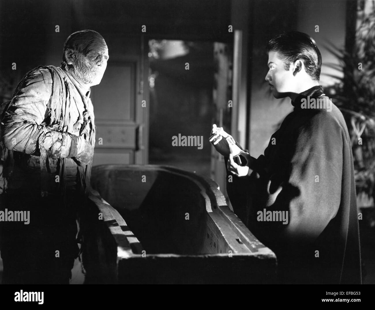 TURHAN BEY, LON CHANEY JR., THE MUMMY'S TOMB, 1942 Stock Photo - Alamy