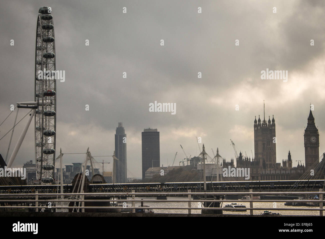 London eye london landscape hi-res stock photography and images - Alamy