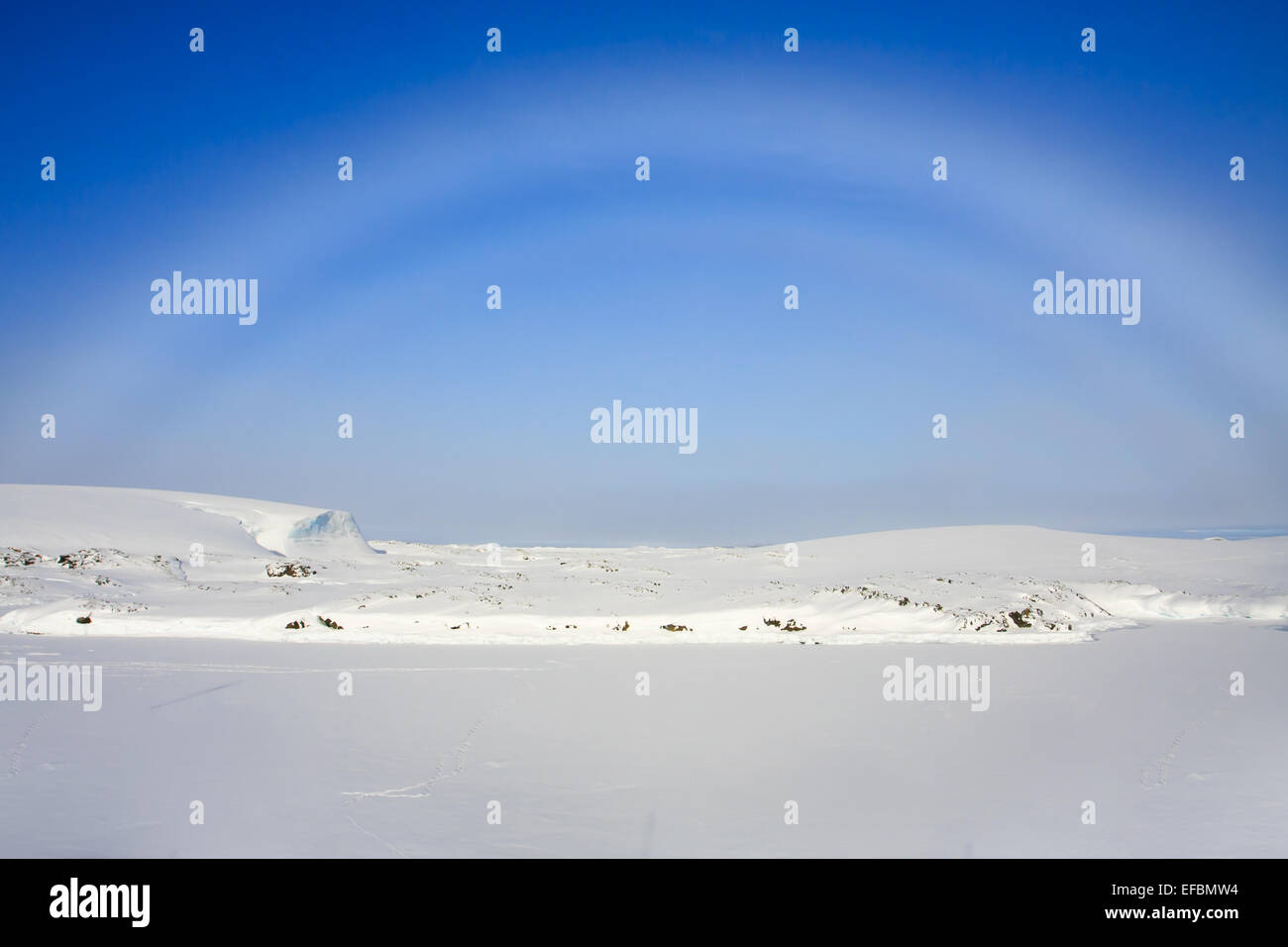 Rainbow in antarctica hi-res stock photography and images - Alamy