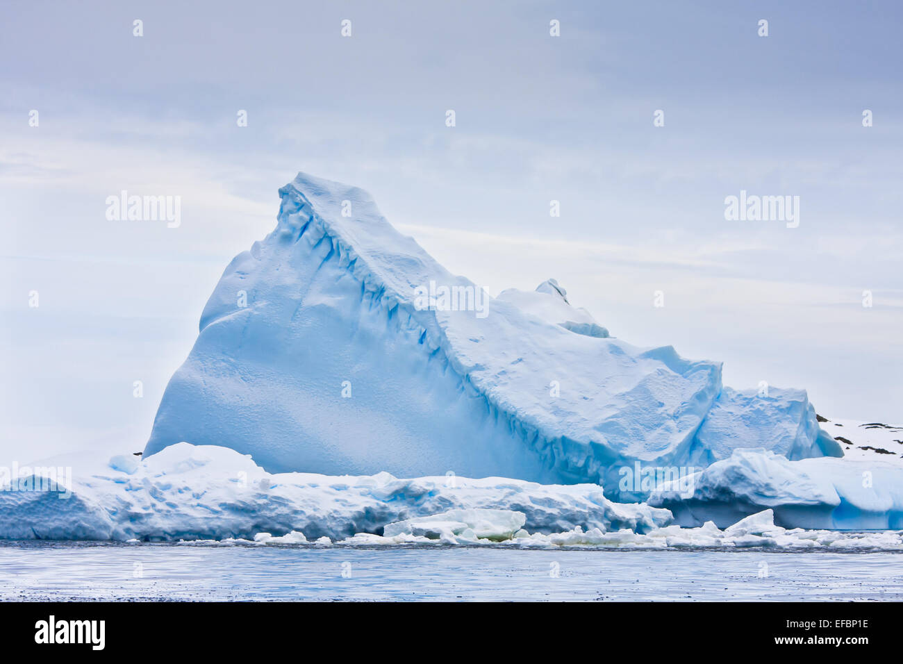 Full view of iceberg hi-res stock photography and images - Alamy
