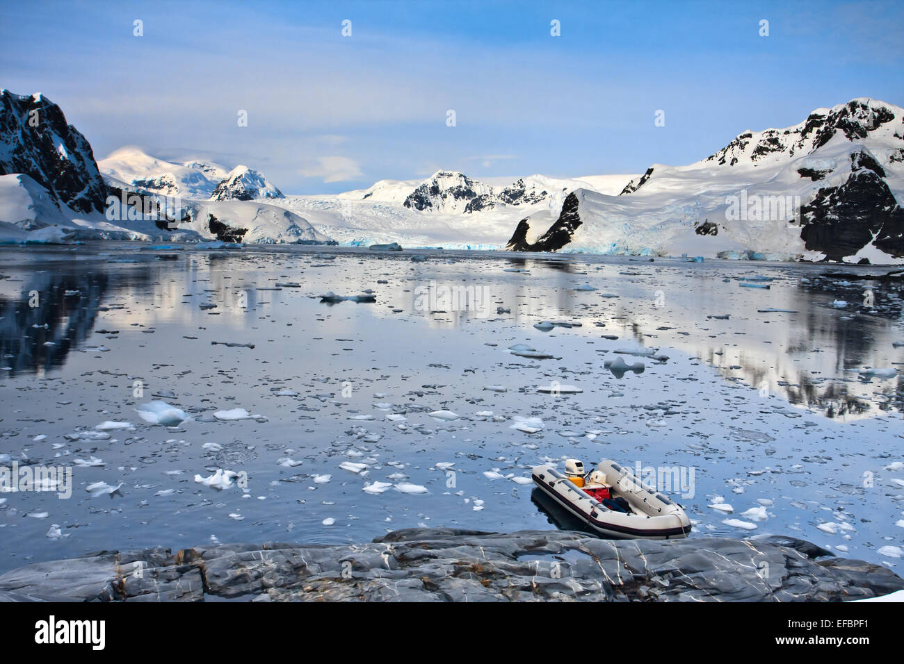 Arctic boat sail hi-res stock photography and images - Alamy