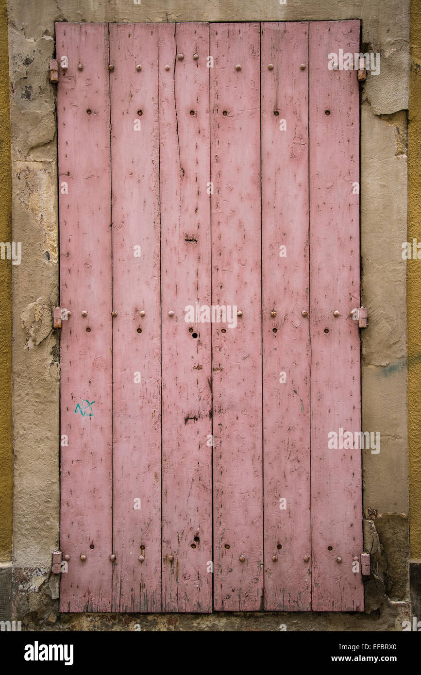 Pink shutters hi-res stock photography and images - Alamy