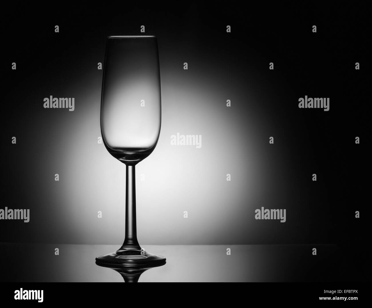 Perfect glass hi-res stock photography and images - Alamy