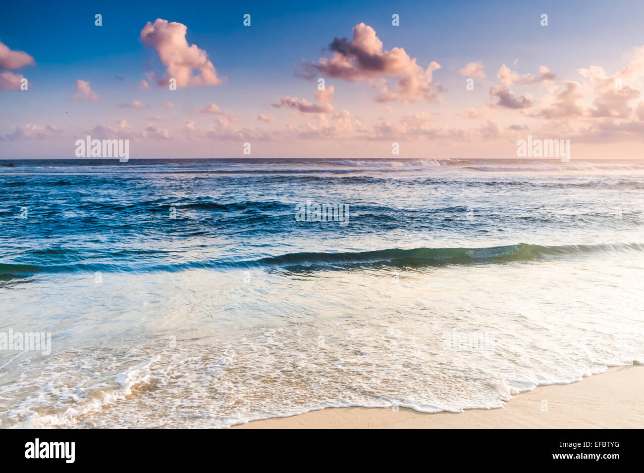 Tranquil ocean bay clear hi-res stock photography and images - Alamy