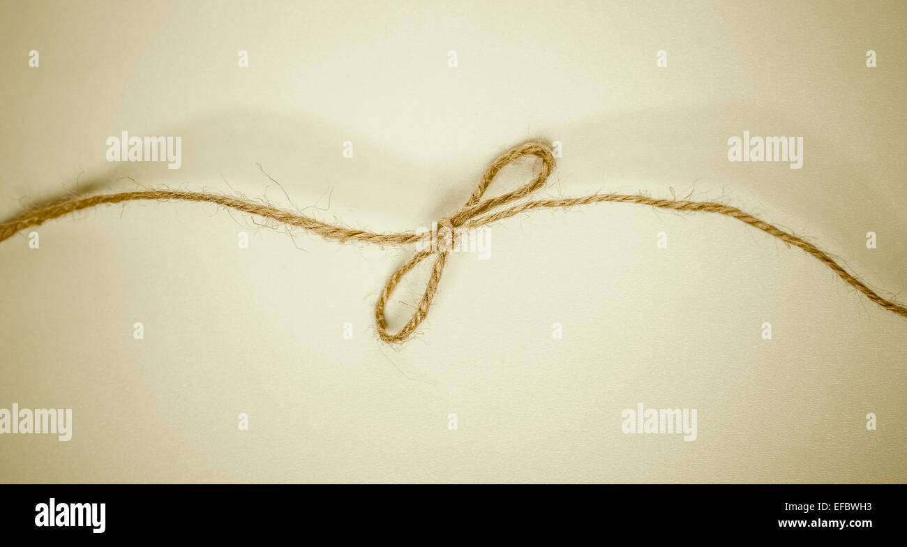 Pack twine hi-res stock photography and images - Alamy