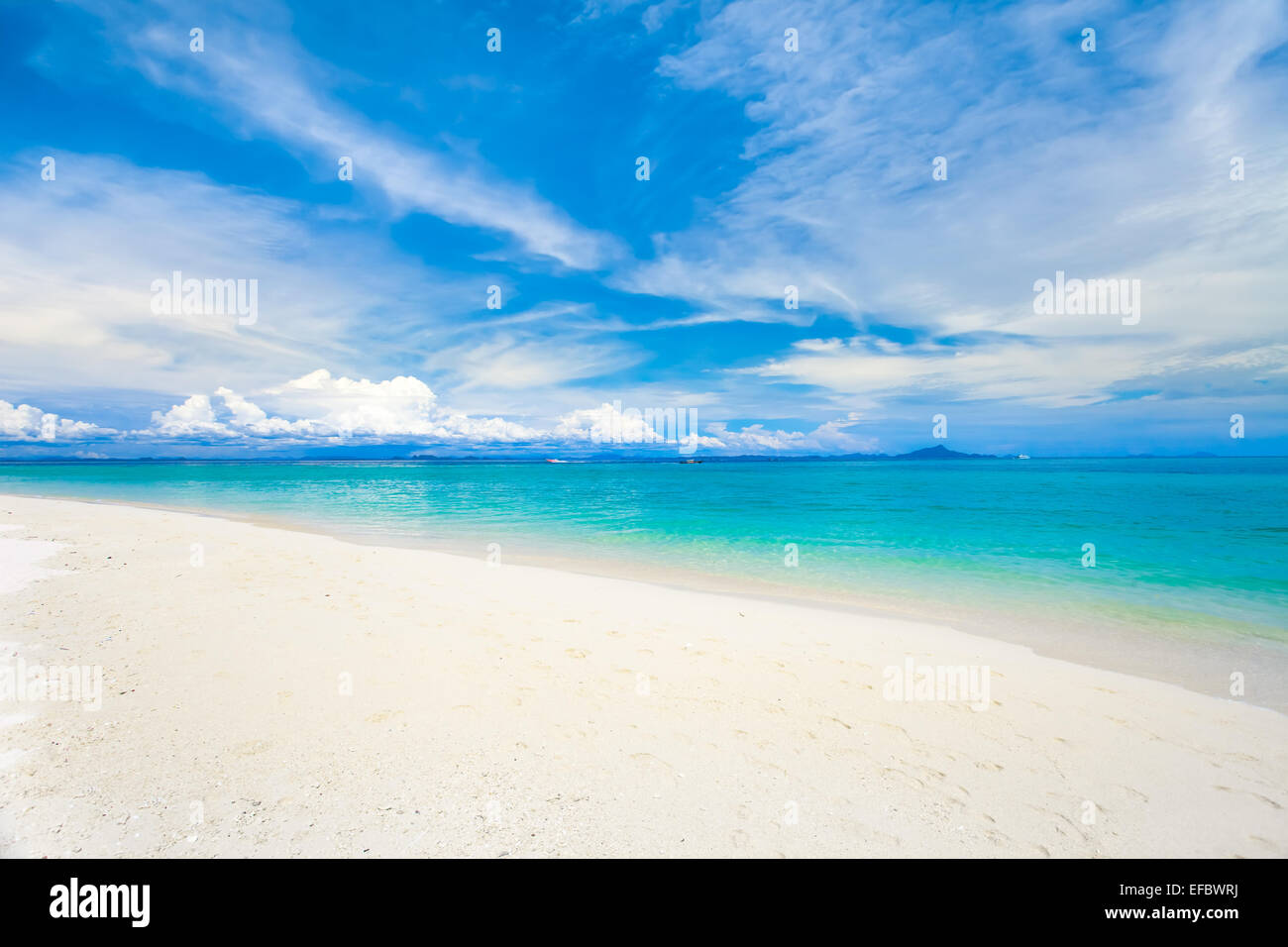 Beautiful tropical beach paradise clear hi-res stock photography and ...