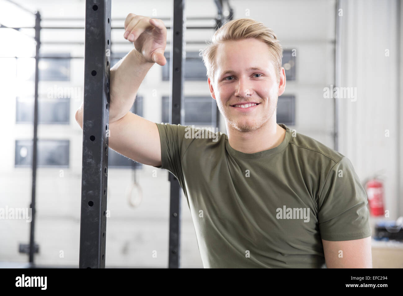 Young fitness strong man hi-res stock photography and images - Alamy