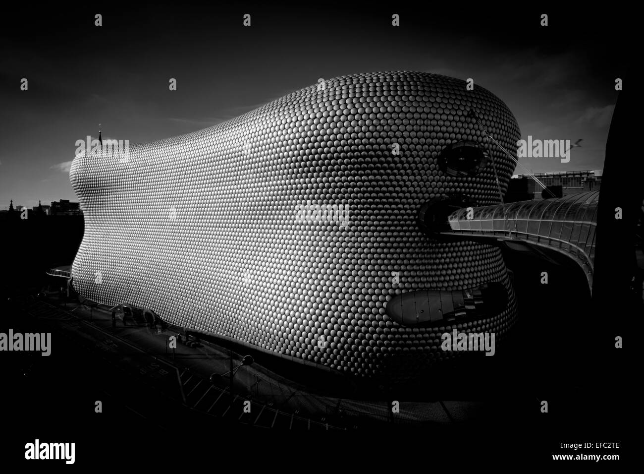 The iconic Selfridges building at The Bullring Shopping Centre ...