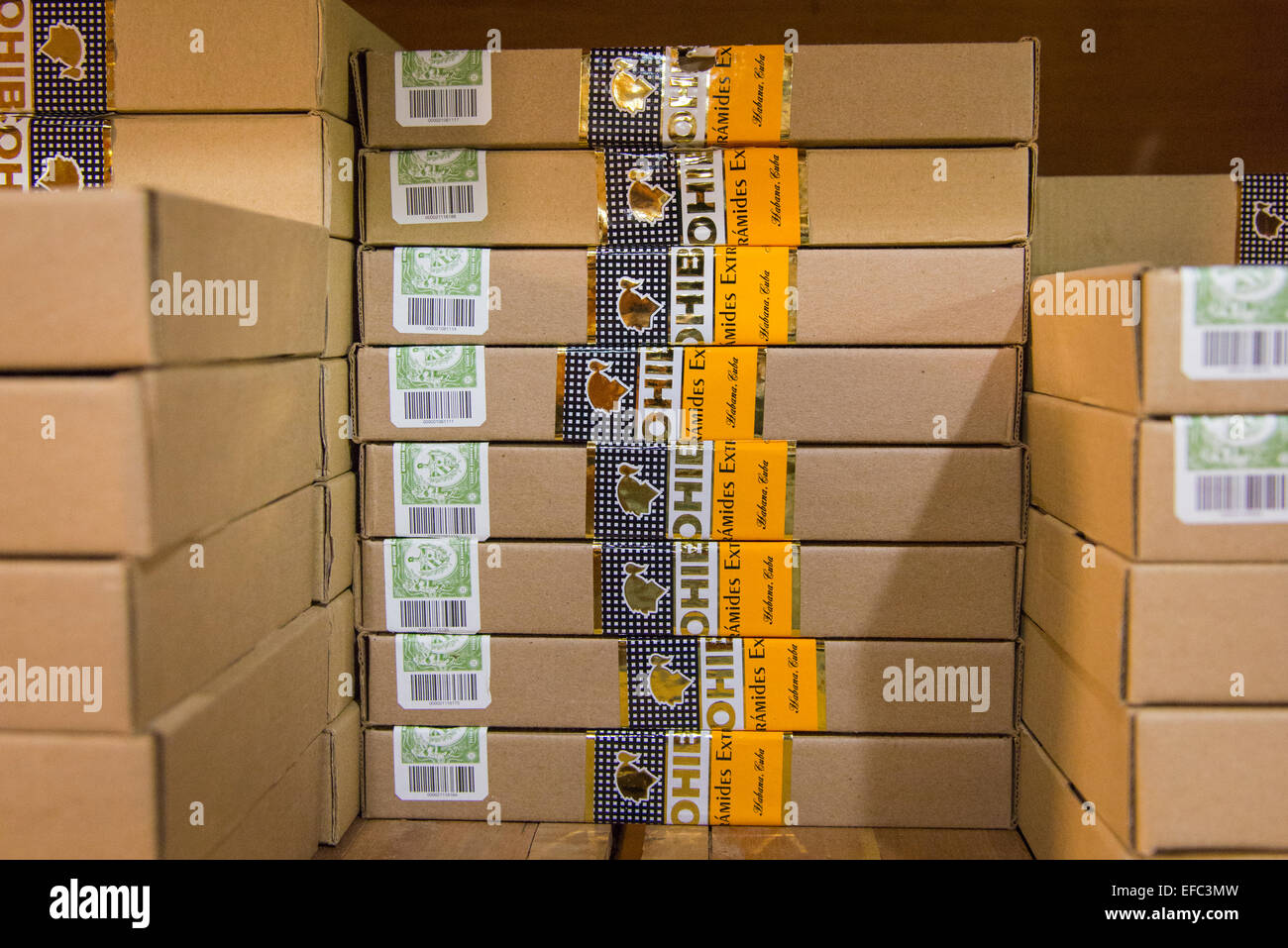 Cuba Old Havana La Habana Vieja Partagas cigars Cuban hand made Cohiba ...