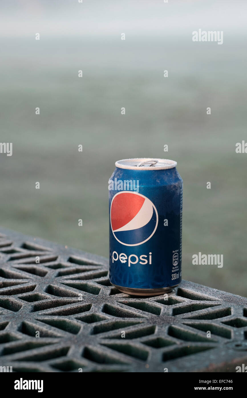 Pepsi hi-res stock photography and images - Alamy