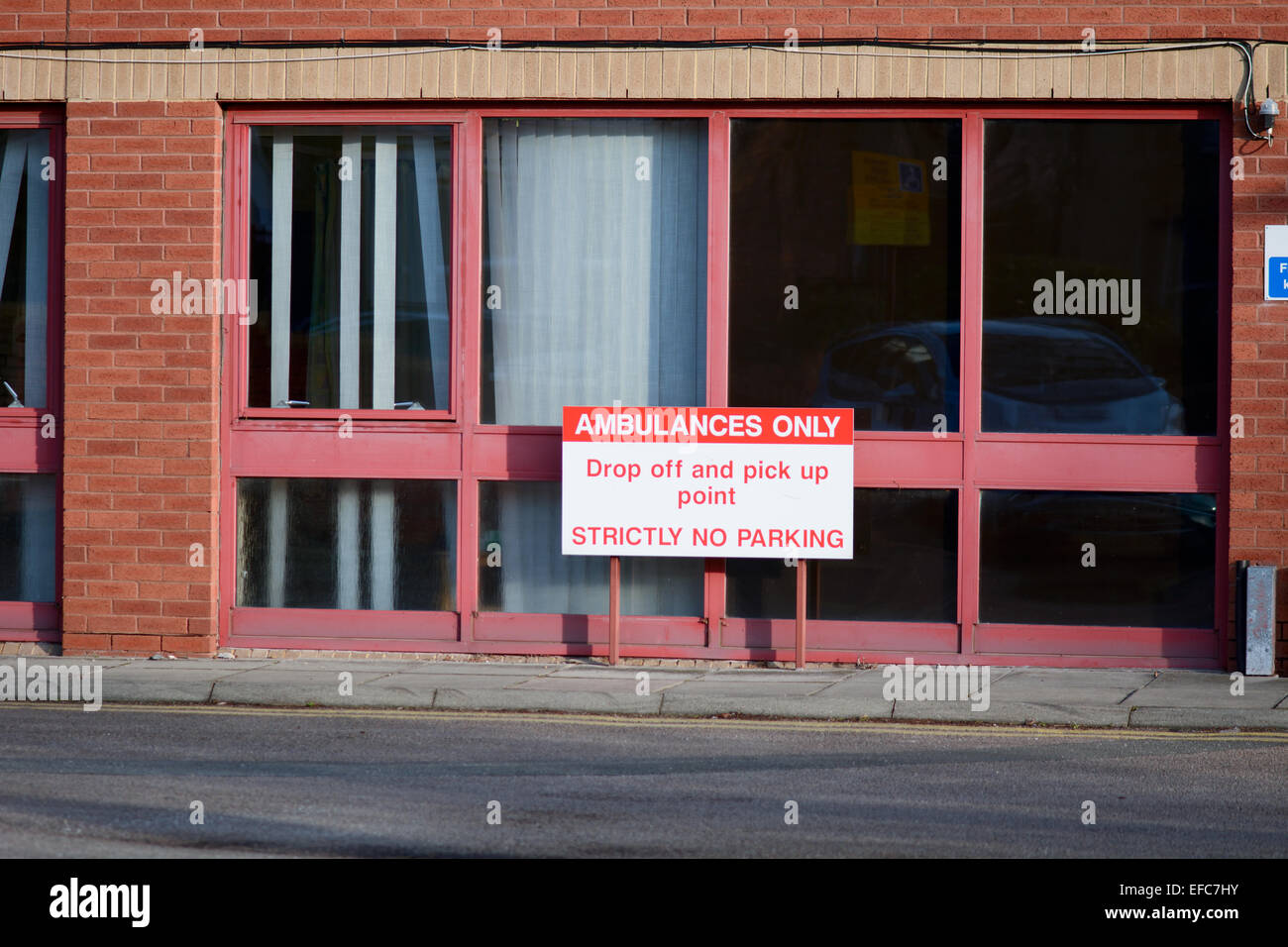 Ambulance only sign hi-res stock photography and images - Alamy