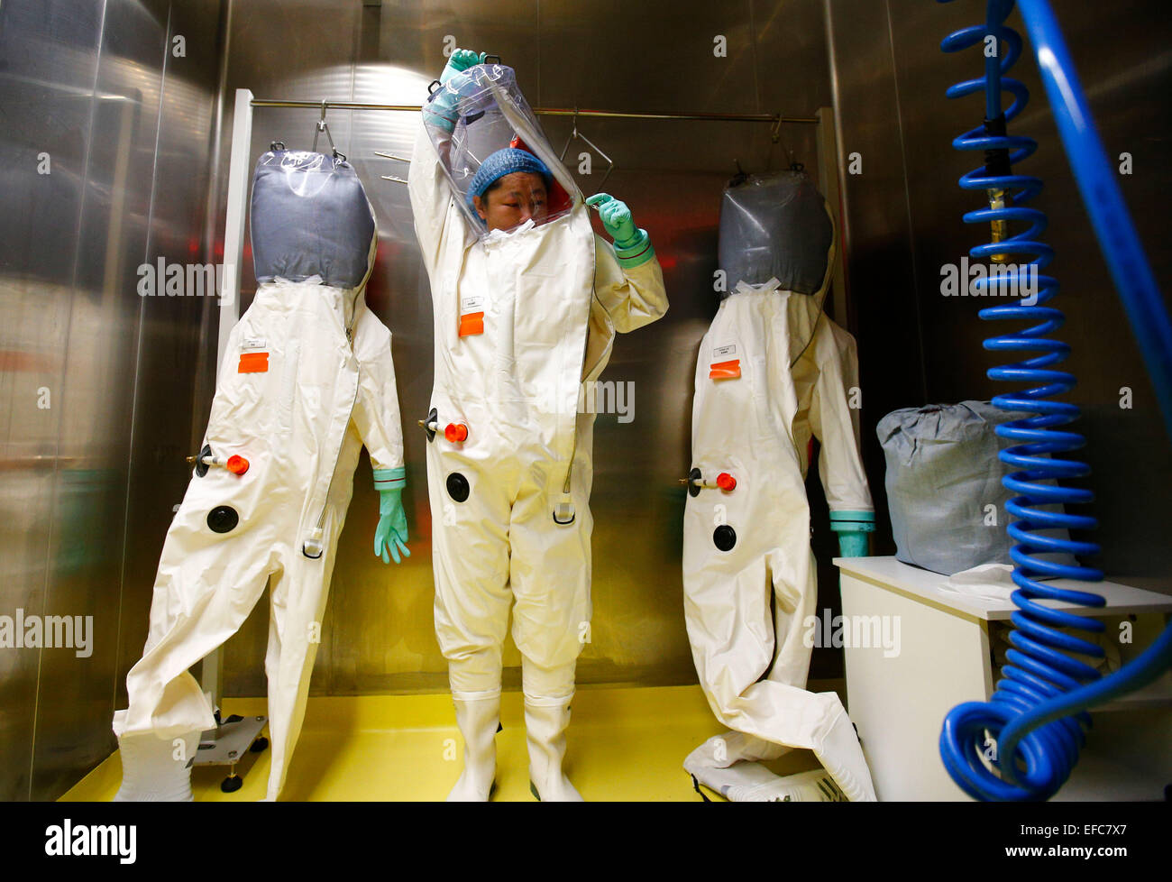 Biosafety suit hi-res stock photography and images - Alamy